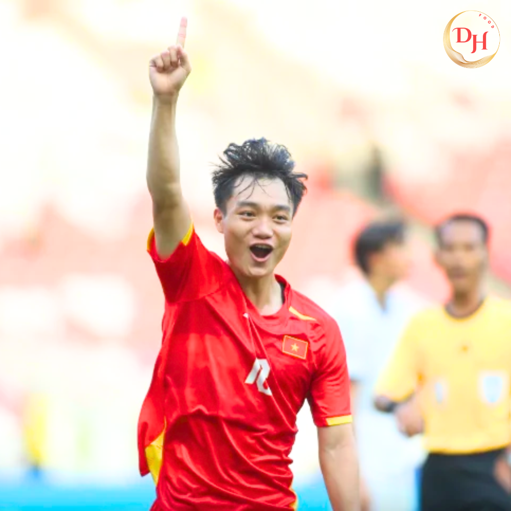 Tiểu sử Nguyễn Xuân Bắc: Tiền vệ đa năng từ lò PVF của U23
